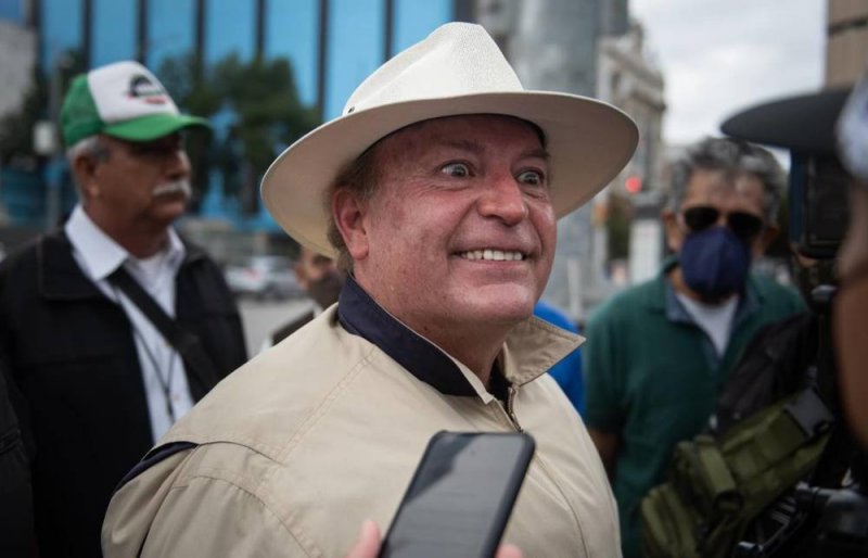 Exhiben a FRENAA por llevar indígenas “acarreados” a marcha AntiAMLO y ...