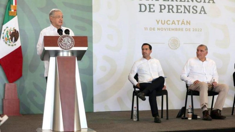 Mauricio Villa es mucho mejor que otros candidatos de la oposición: AMLO