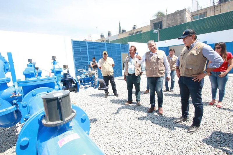Supervisa Salvador Zamora obra para llevar agua a 31 mil personas