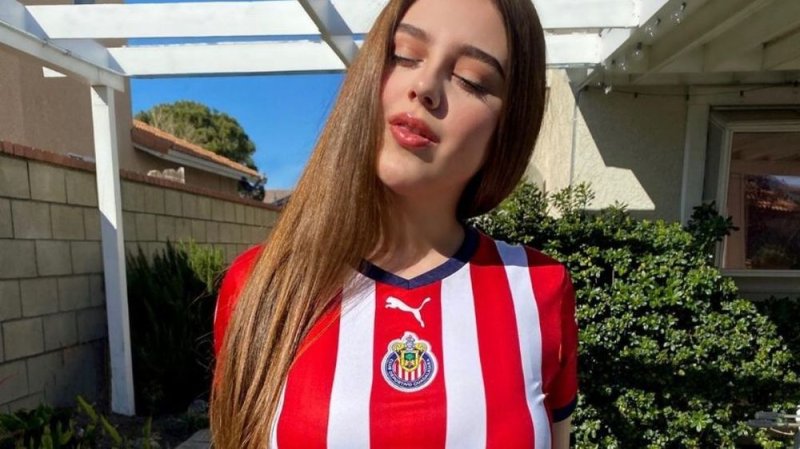 La fanática más bella de Las Chivas sorprende con jersey del rebaño ...