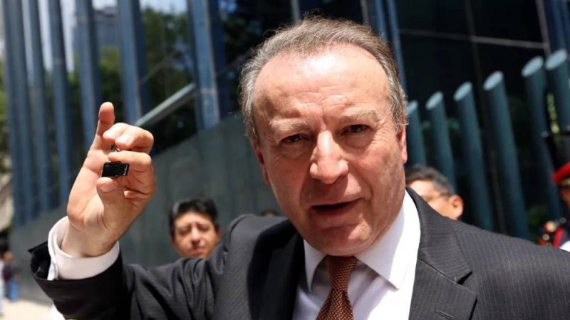 Gilberto Lozano renuncia a FRENAA para buscar la candidatura ...