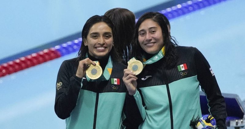 ¡Orgullo azteca! Arantxa Chávez y Andrea Pineda ganan oro en clavados ...