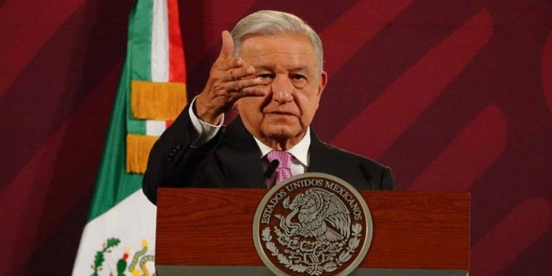 AMLO va a Acapulco: El presidente va por tierra a la zona del desastre ...